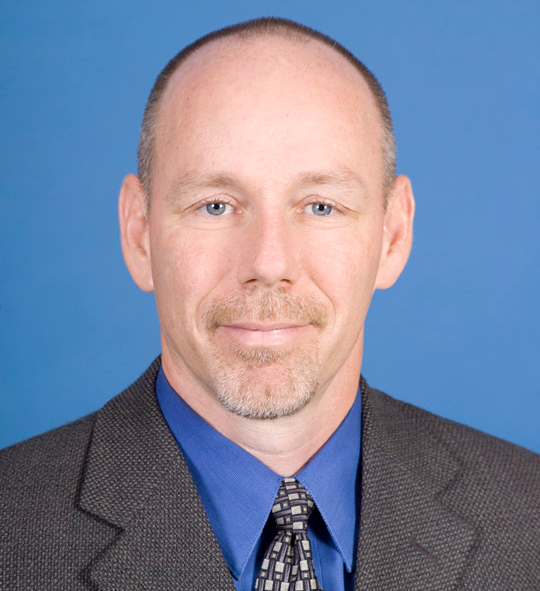 Comment: Frequency-flexible timing systems reduce network complexity ...