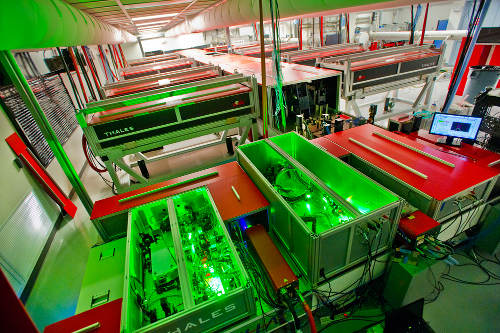 Berkeley Lab Claims Record For Laser Plasma Accelerator