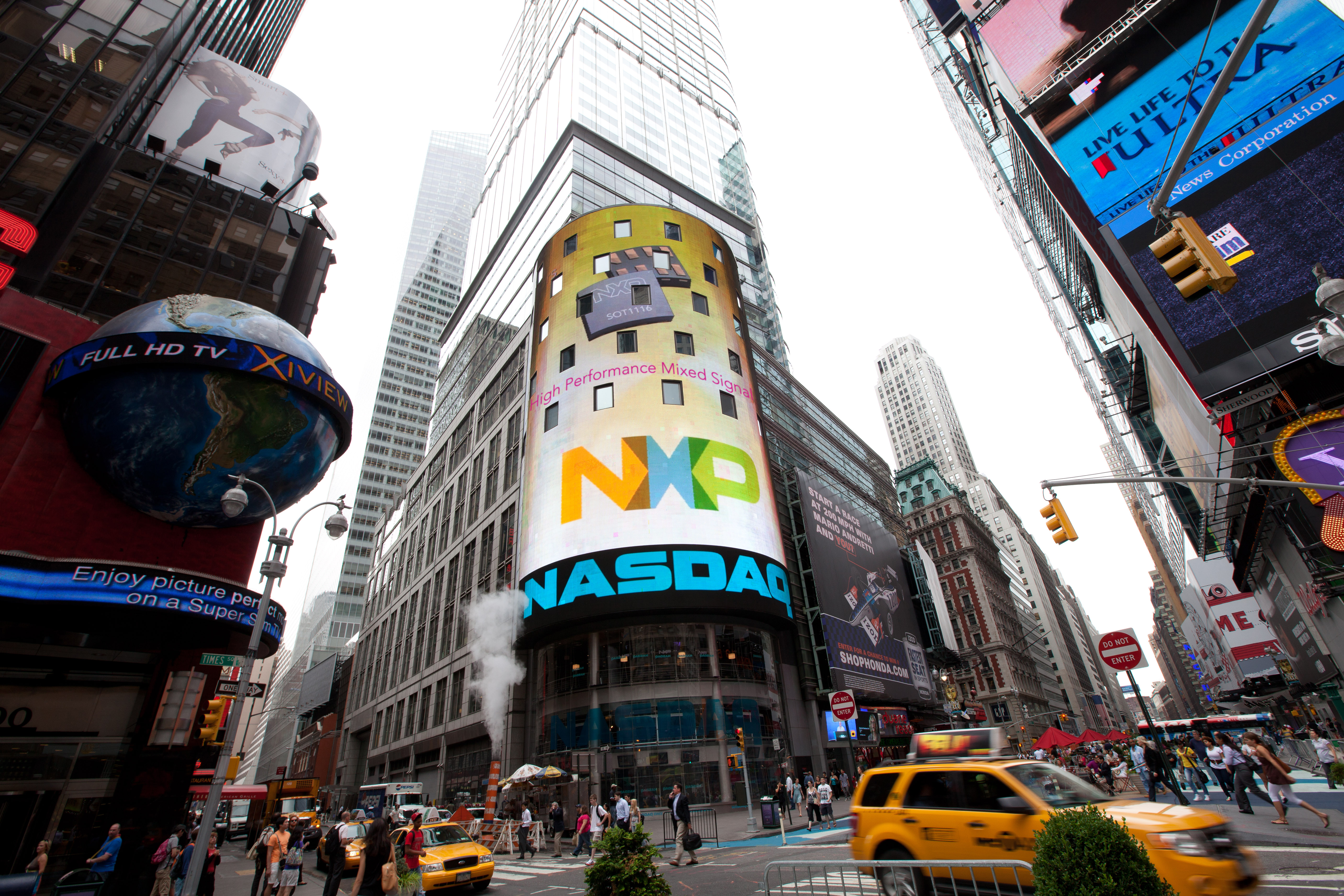 NXP takes No.1 auto IC slot | Electronics Weekly