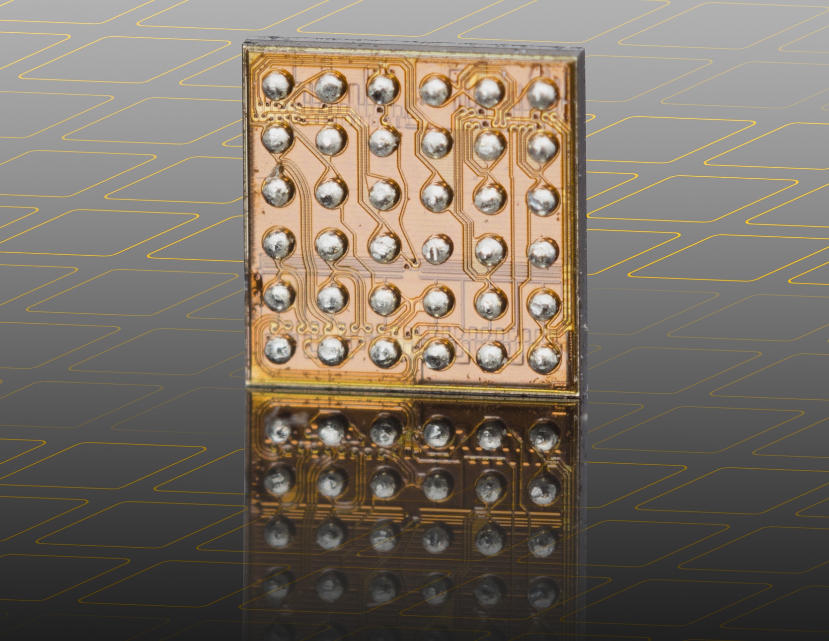 Lattice bridge IC brings mobile display interfaces to industrial apps ...