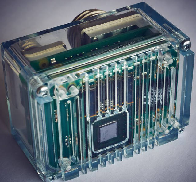 UK and French team up for smallest avionics computer | Electronics Weekly