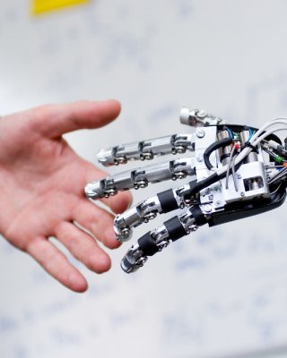 UK robotics head welcomes May's industrial blueprint