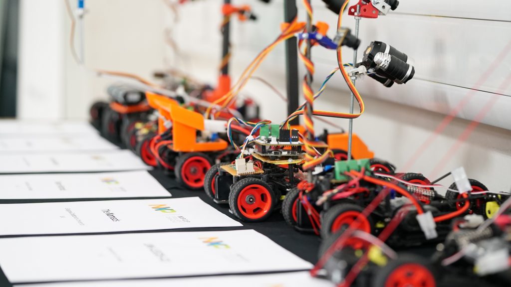 Mouser to sponsor NXP Cup for autonomous vehicles | Electronics Weekly
