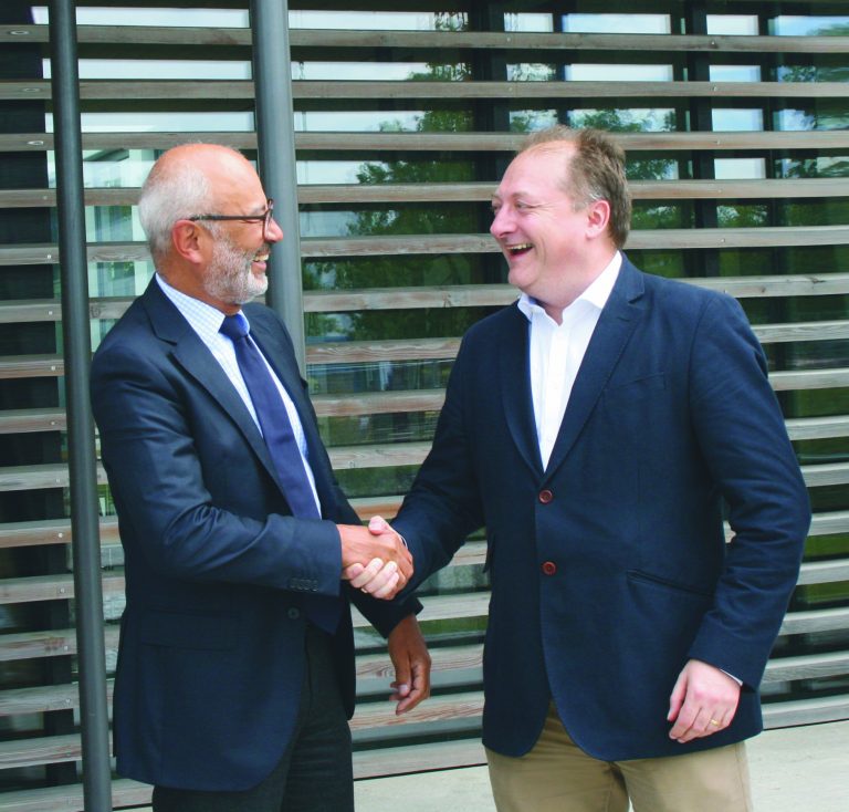 Bürklin signs Rochester | Electronics Weekly