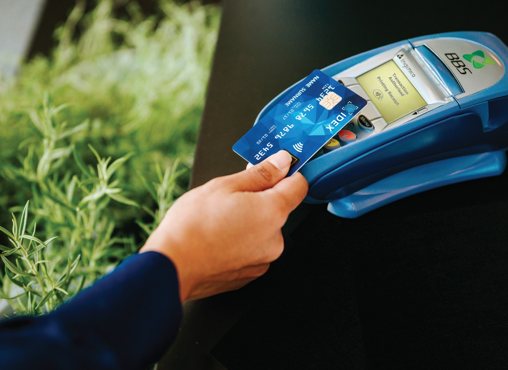Infineon and IDEX combine on biometric payment cards | Electronics Weekly Infineon and IDEX combine on biometric payment cards | Electronics Weekly