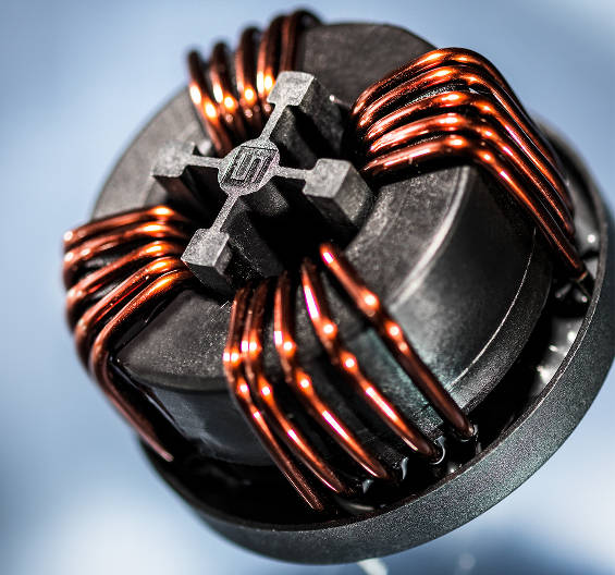 Four-line common-mode choke mounts on PCB | Electronics Weekly