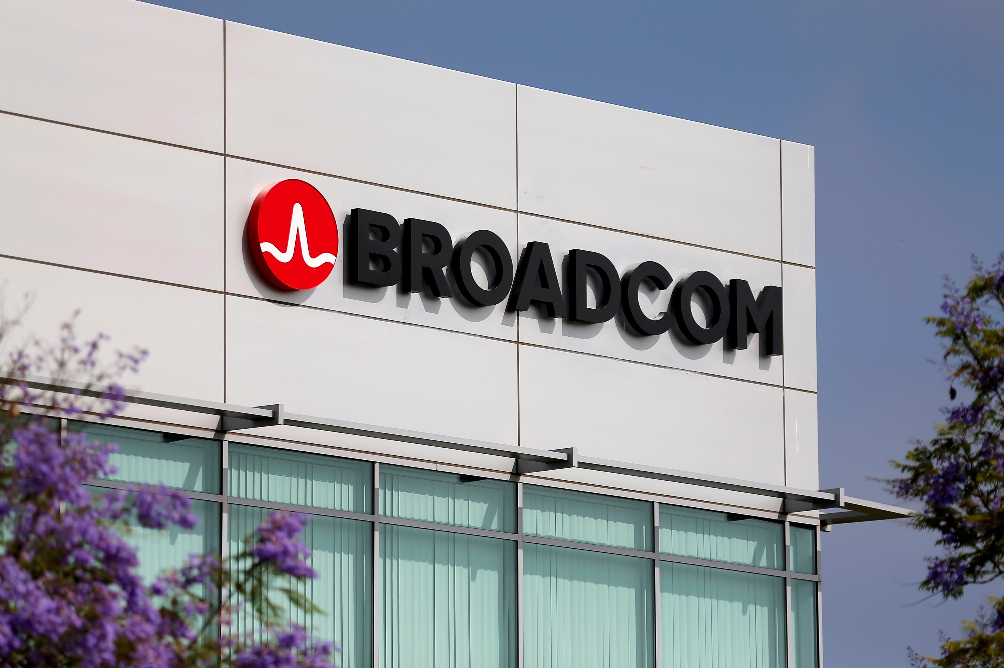 Broadcom joins SIA | Electronics Weekly