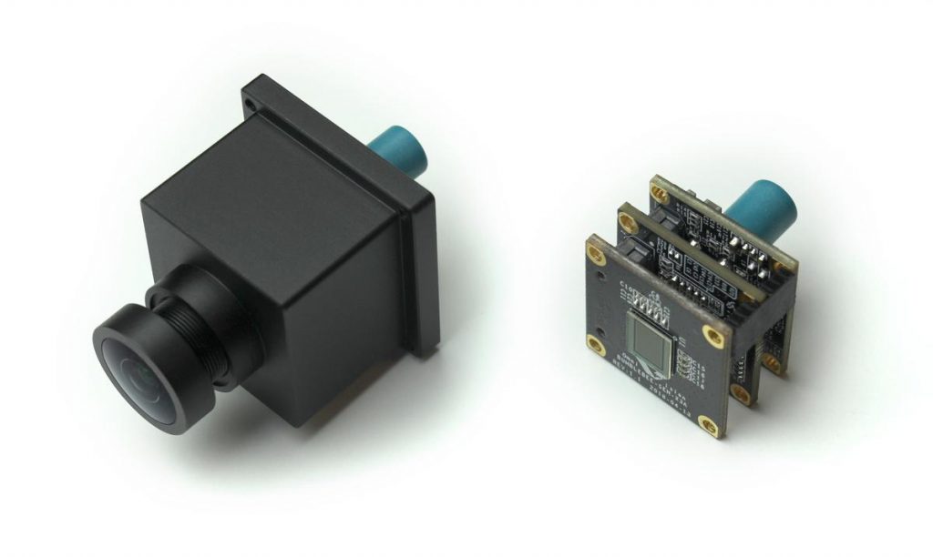 Chip delivers both auto rear view and surround view | Electronics Weekly
