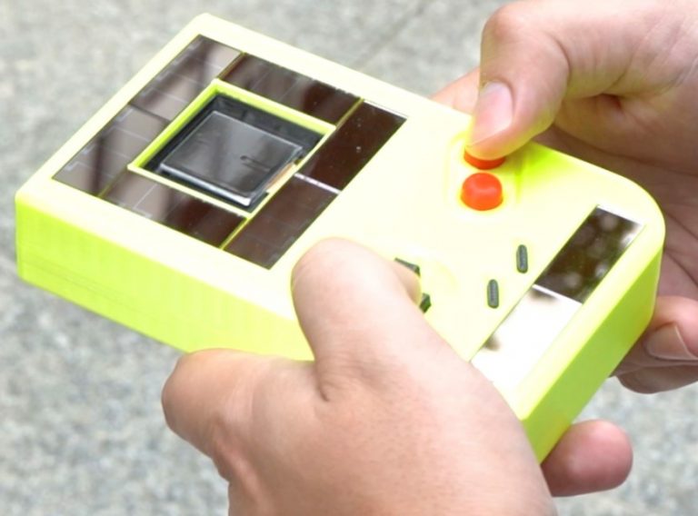'Game Boy' runs on button push power | Electronics Weekly