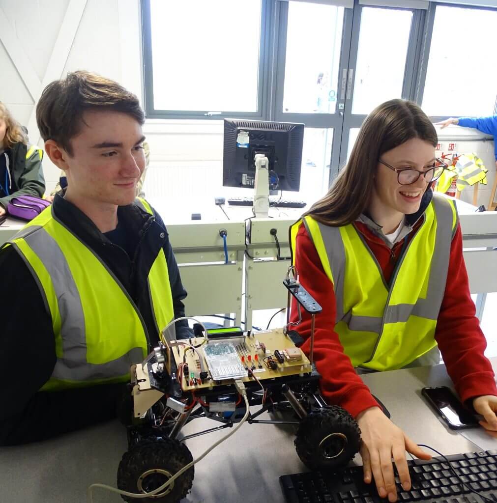 Arkwright engineering scholarships open to applicants | Electronics Weekly