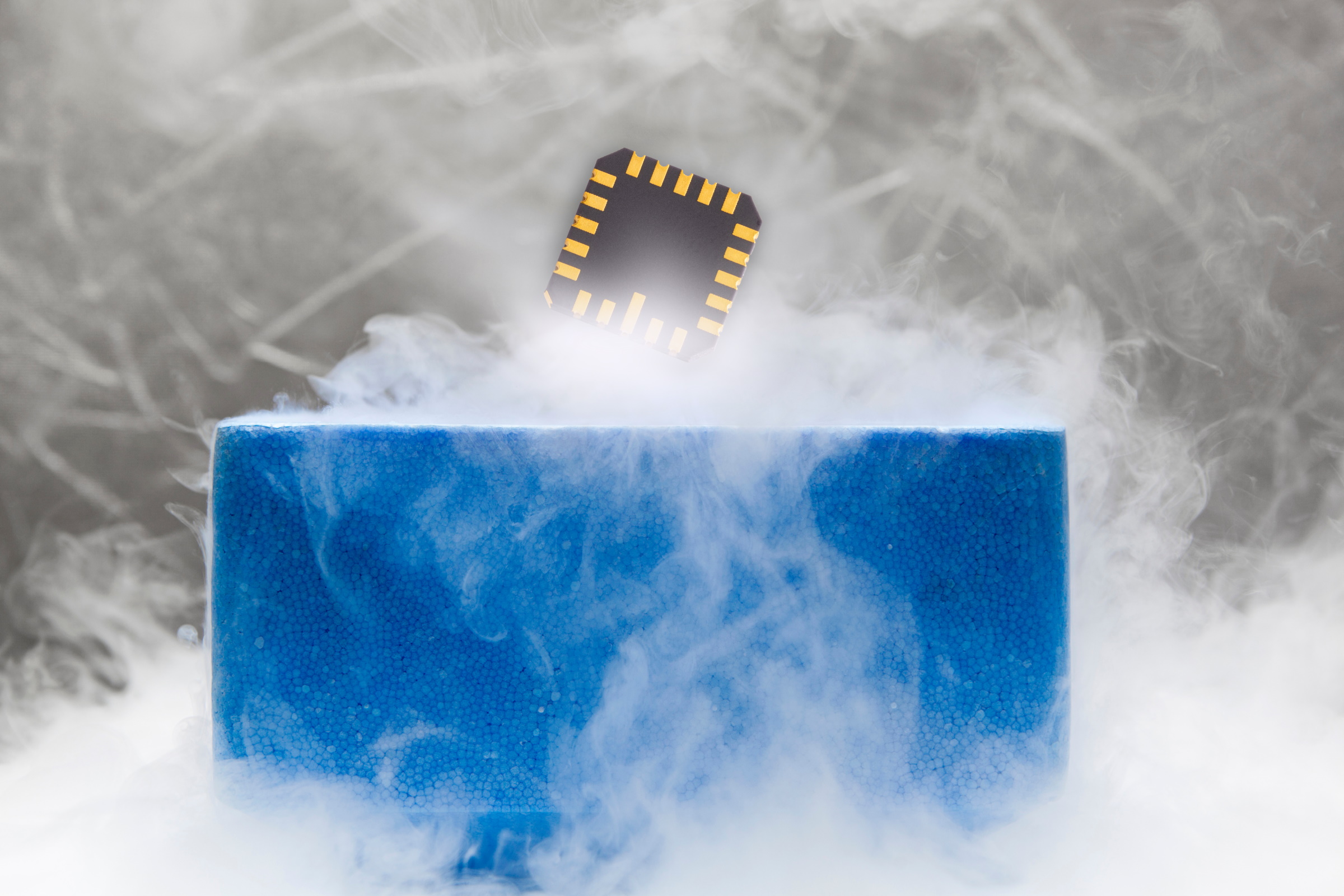 Paragraf shipping graphene Hall sensor for cryogenic applications ...