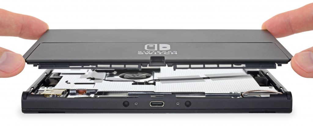 iFixit takes a Nintendo Switch OLED for a teardown