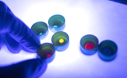 Glassification could stabilise Perovskite light emitters | Electronics ...