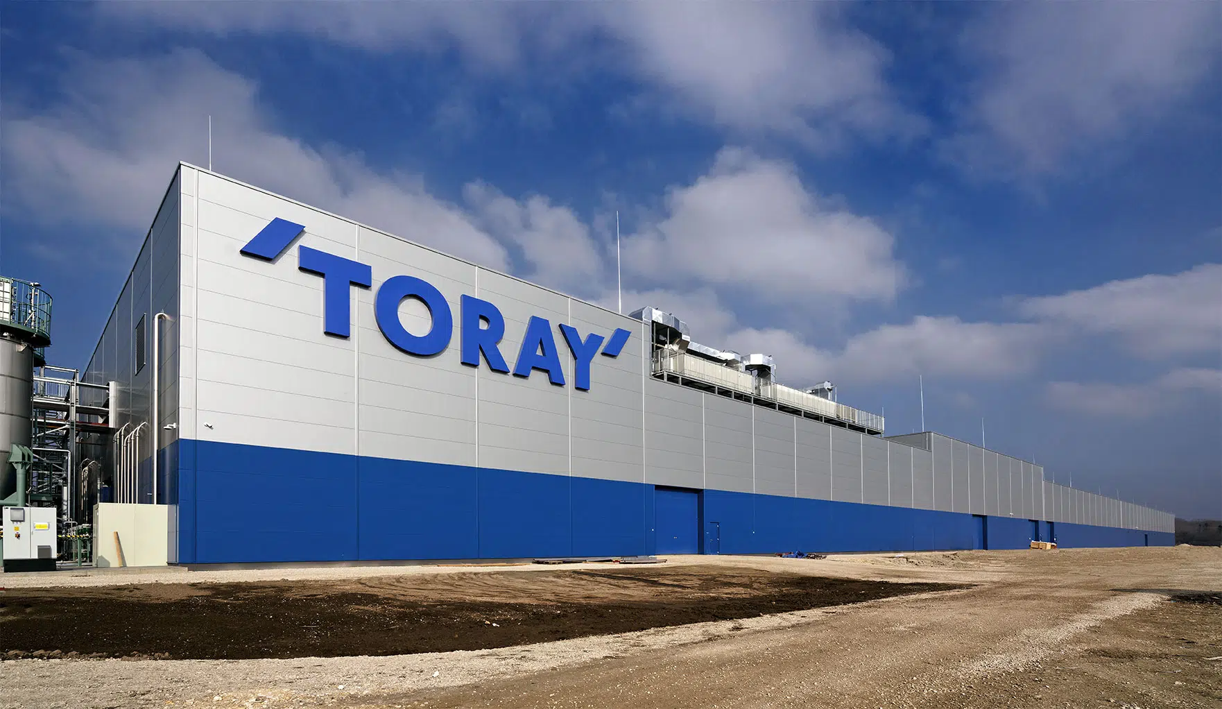 Toray film has absorpton capacity of 99% for millimetre waves ...
