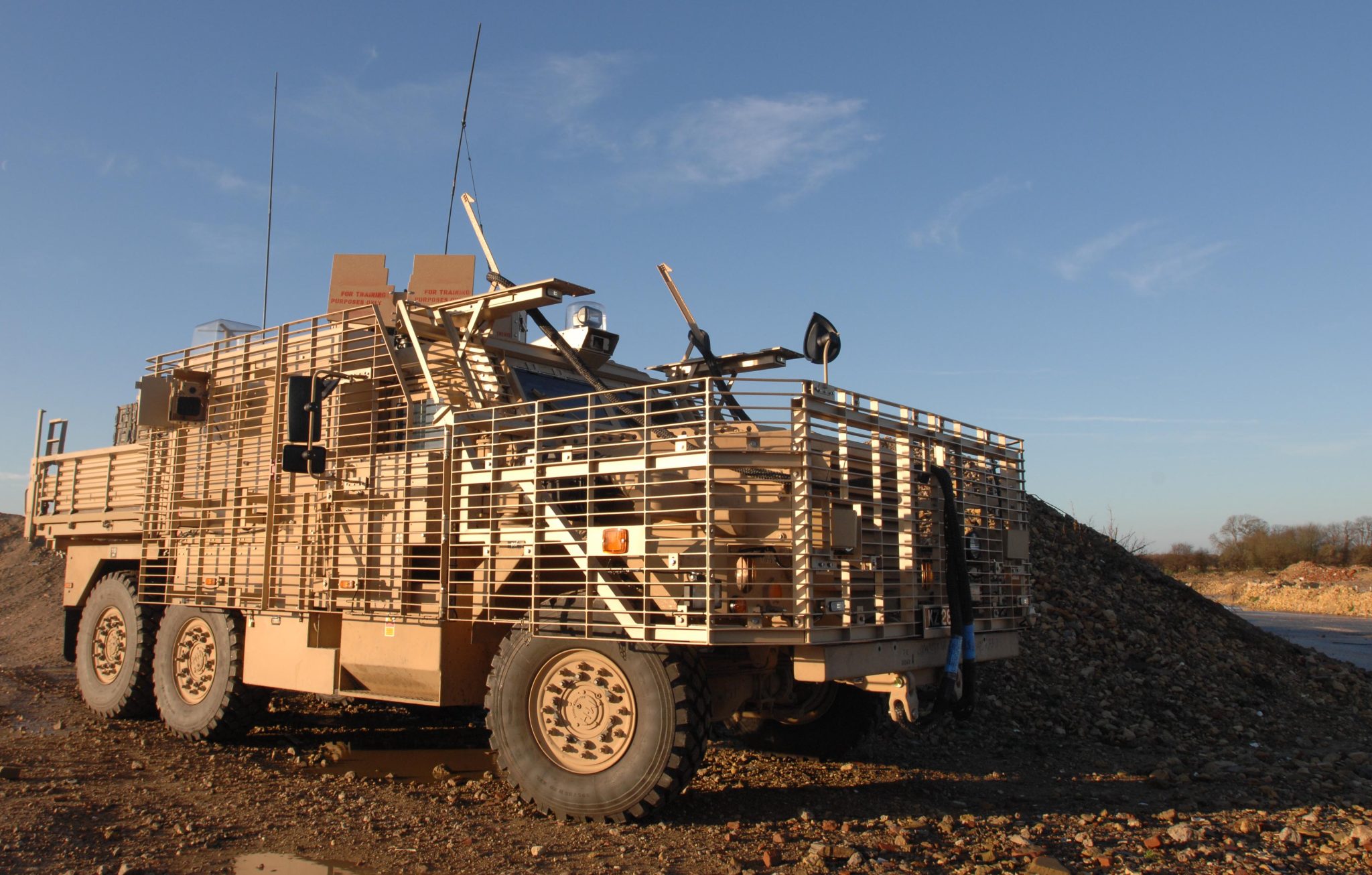 Raytheon UK aims for delivery of first high-energy laser weapon system ...