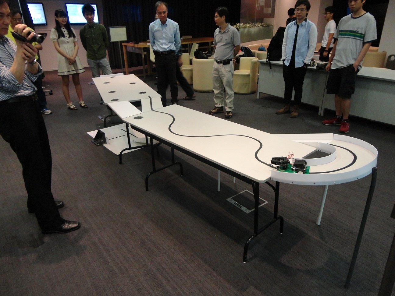 Line Tracking Robot Car Driven By Arduino Leonardo Electronics Weekly