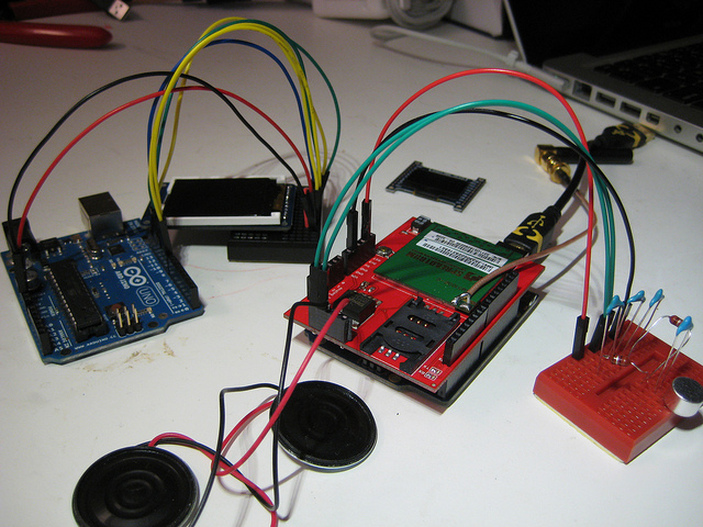 MIT student's DIY mobile phone